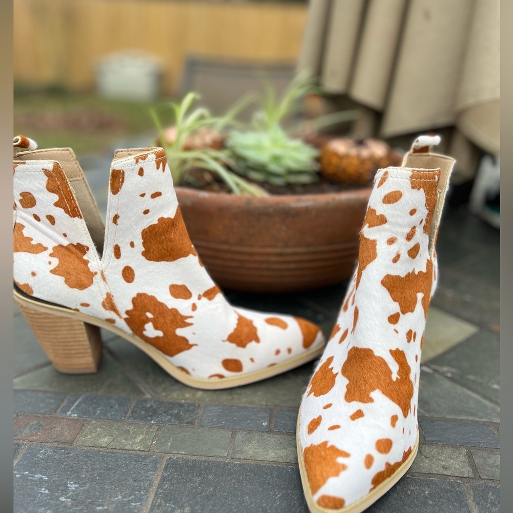 Cow Print Booties - Gem